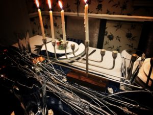 Our Chanukah Tablescape - Jewish Moms & Crafters