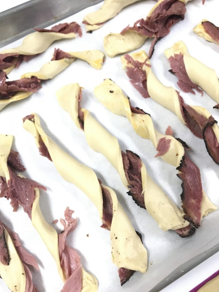 Sticky Pastrami Twists - Jewish Moms & Crafters