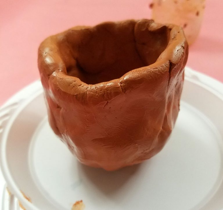 Apple Honey Dish - DIY Pinch Pot - Jewish Moms & Crafters