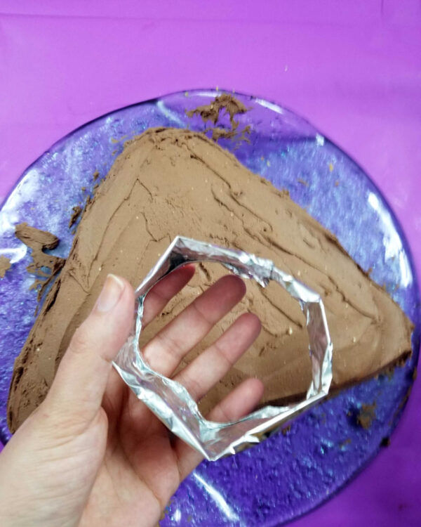 Purim Cake that's insanely easy to make! - Jewish Moms & Crafters