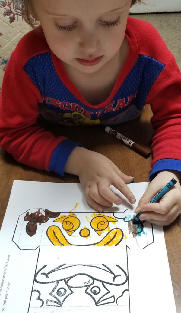 Purim Grogger Craft - Make your own paper noisemaker!