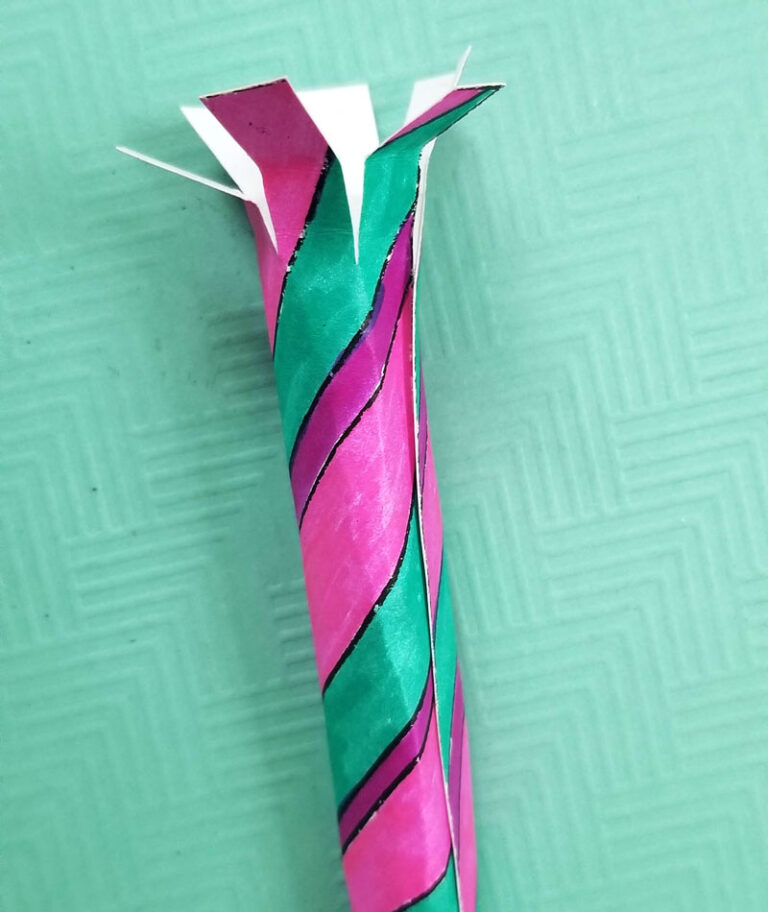 Purim Grogger Craft - Make your own paper noisemaker!