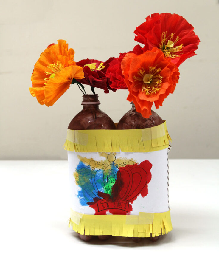 25+ Sukkah Decorations You'll Fall in Love With - Jewish Moms & Crafters