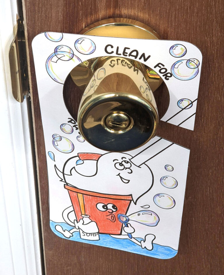 No Chametz Sign - Free Printable Door Hanger - Jewish Moms & Crafters