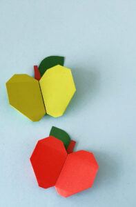 Origami Apple - Jewish Moms & Crafters