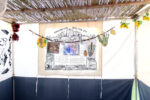 Cool Sukkah Decorating Ideas - Jewish Moms & Crafters