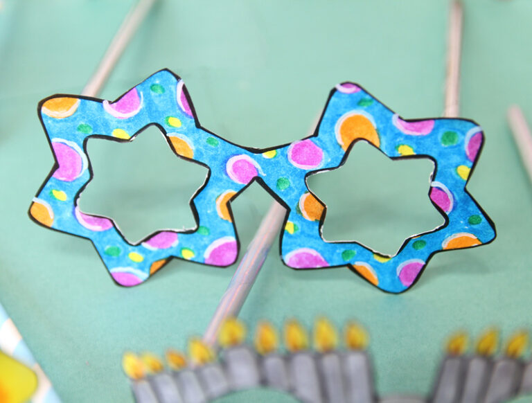 Paper Glasses Craft for Hanukkah - Jewish Moms & Crafters