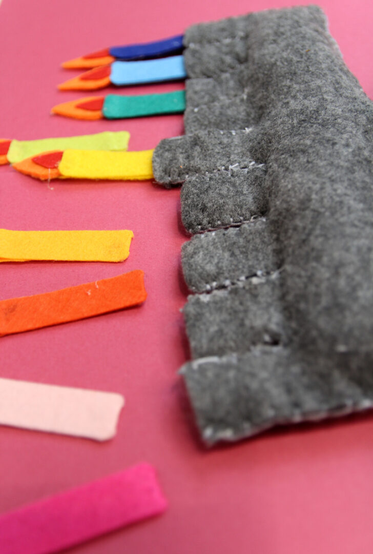 Felt Menorah Pattern - Kids' Toy Menorah