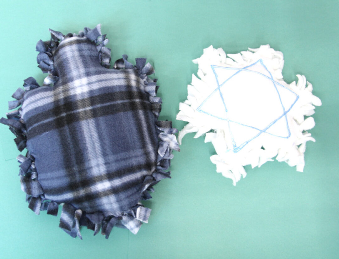 Easy Hanukkah Pillow Craft - No Sew - Jewish Moms & Crafters