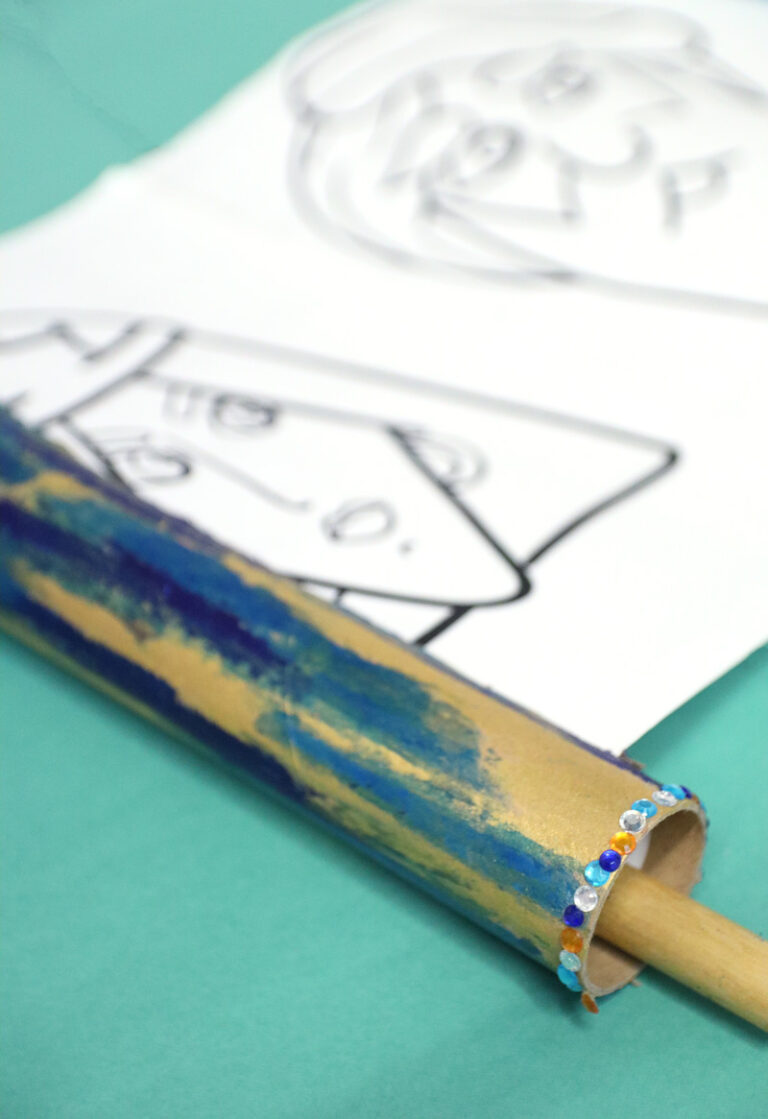 Megillah Craft for Kids - Jewish Moms & Crafters