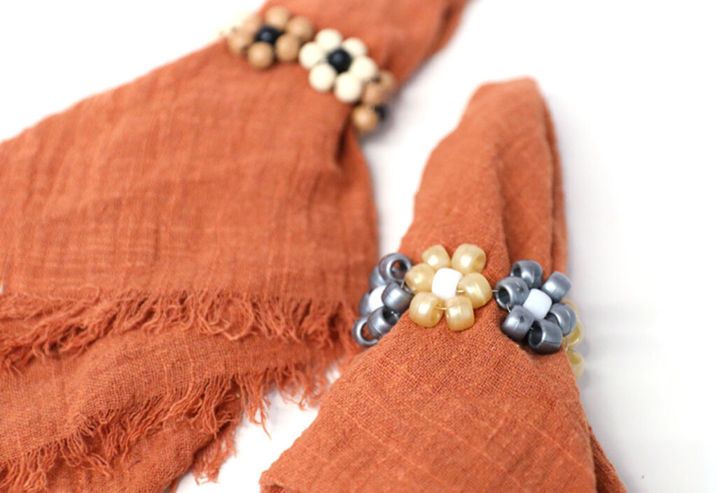 DIY Flower Napkin Rings - Jewish Moms & Crafters