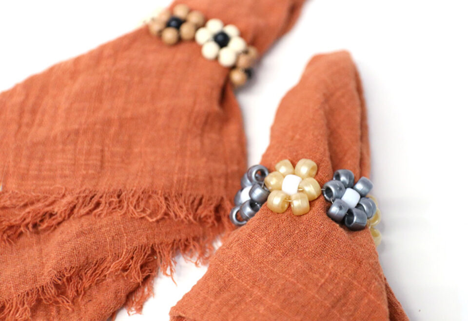 DIY Flower Napkin Rings - Jewish Moms & Crafters