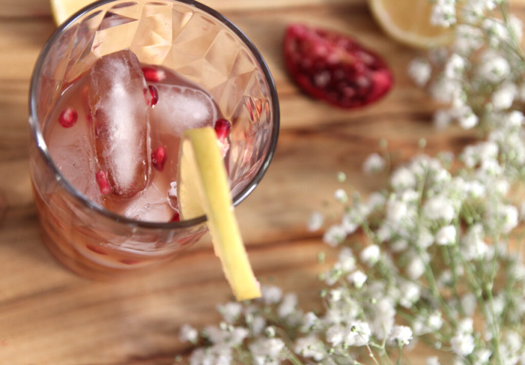 Nut Free Charoset - Small Batch Recipe - Jewish Moms & Crafters