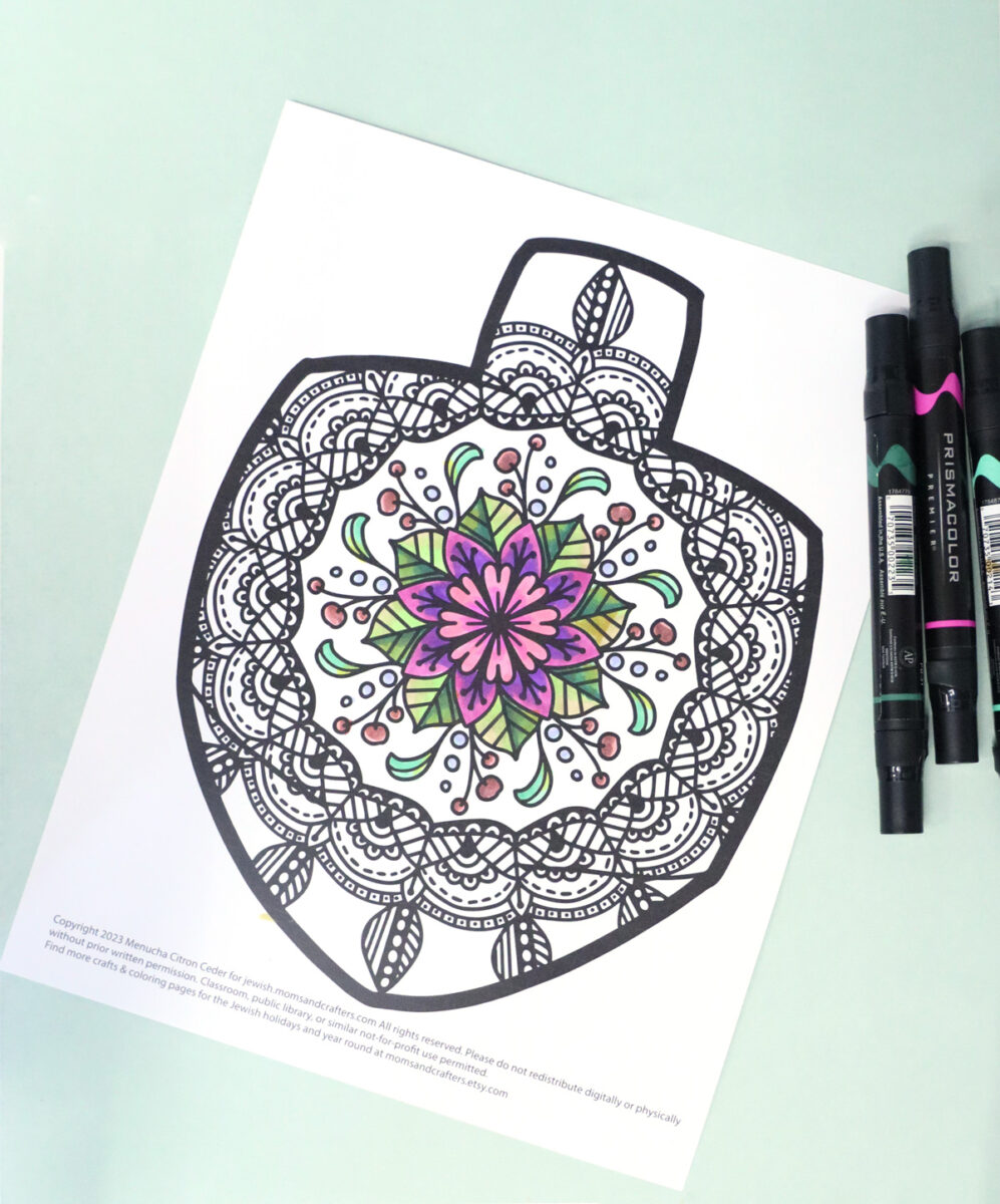 Dreidel Coloring Page (Free Printable) - Jewish Moms & Crafters