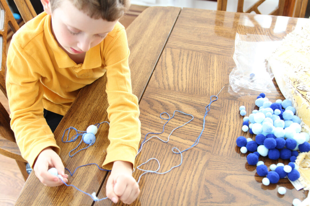 Felt Hanukkah Garland - Jewish Moms & Crafters