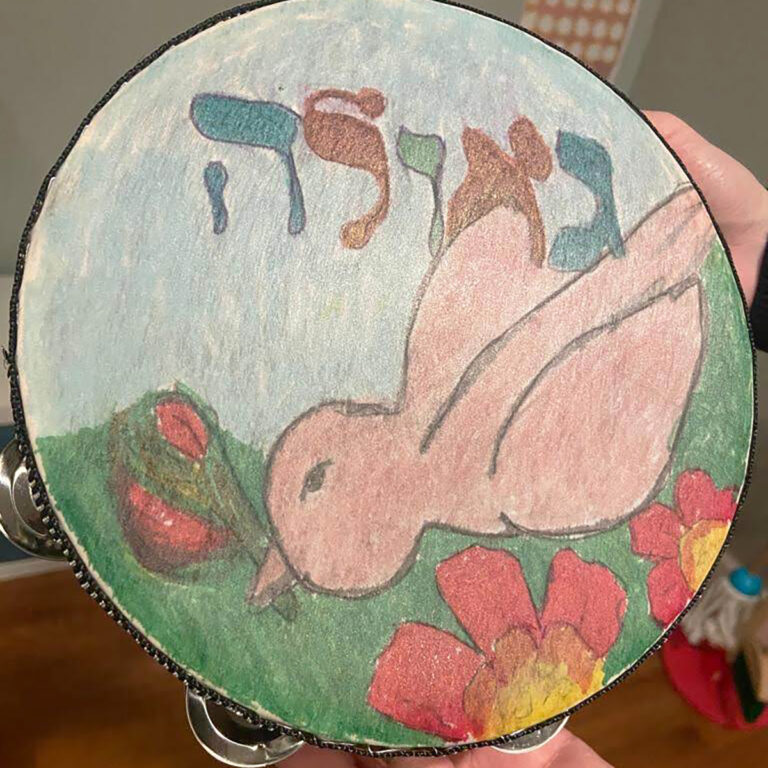 Miriam's Tambourine Craft - Parshat Beshalach - Jewish Moms & Crafters