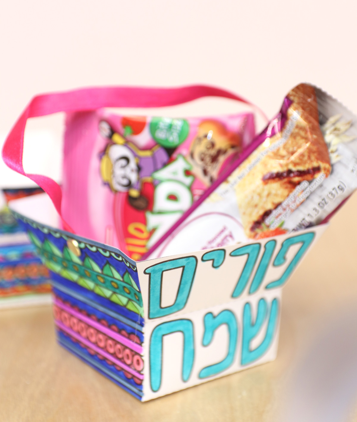 Color & Craft Mishloach Manot Baskets for Purim - Jewish Moms & Crafters