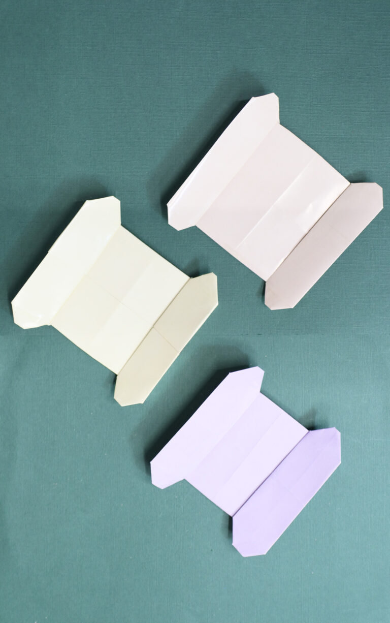 How to Fold an Origami Torah Scroll - Jewish Moms & Crafters