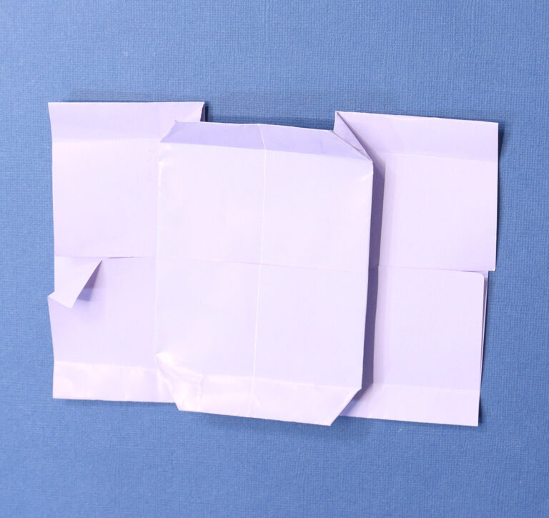 How to Fold an Origami Torah Scroll - Jewish Moms & Crafters