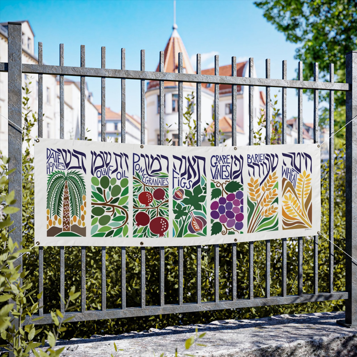 25+ Sukkah Decorations You'll Fall in Love With - Jewish Moms & Crafters