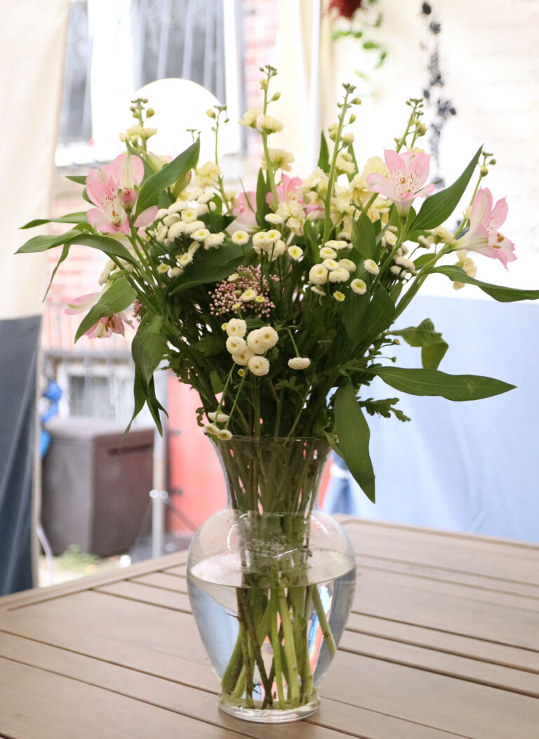 25+ Sukkah Decorations You'll Fall in Love With - Jewish Moms & Crafters