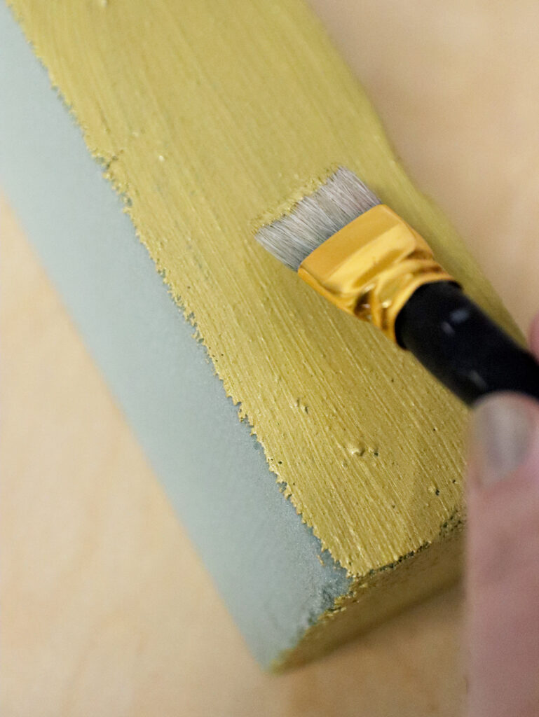 DIY Purim Centerpieces - Jewish Moms & Crafters