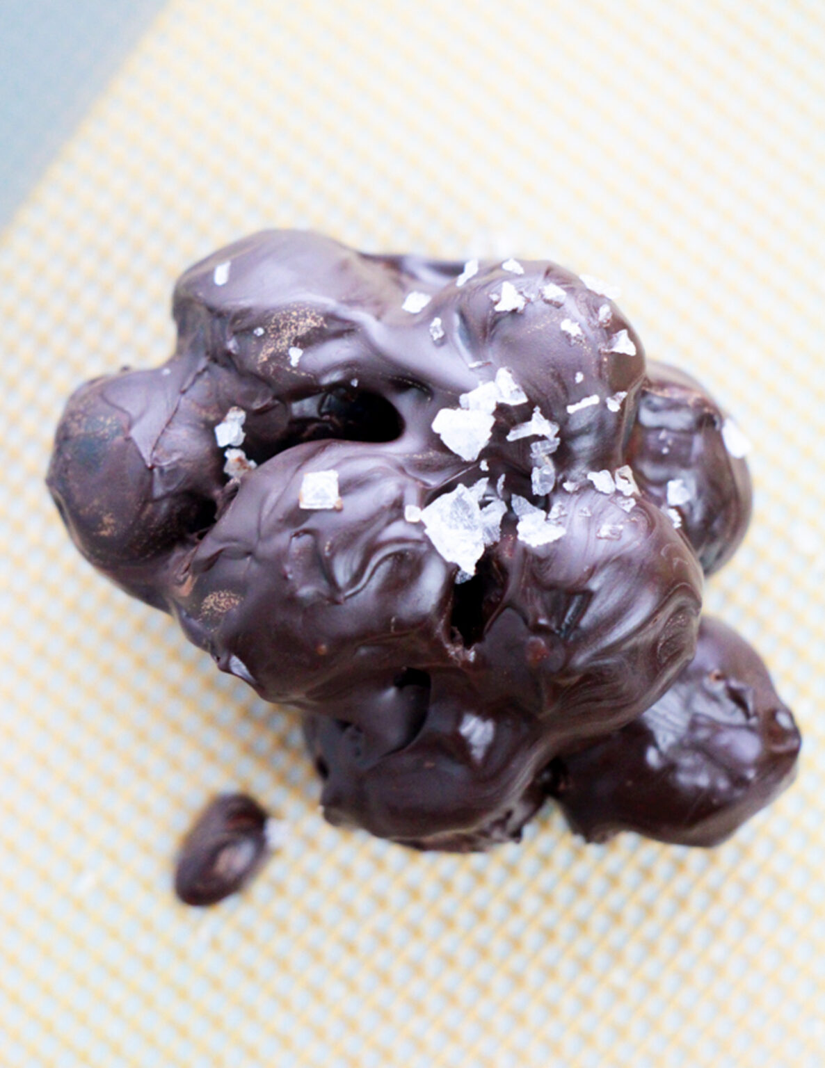 Dark Chocolate Blueberry Clusters Recipe