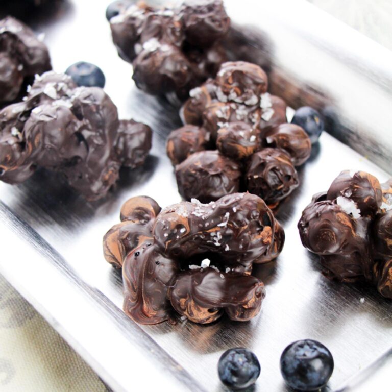 Dark Chocolate Blueberry Clusters Recipe