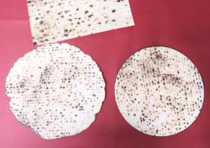 Matzah Print Paper - Free Printables! - Jewish Moms & Crafters