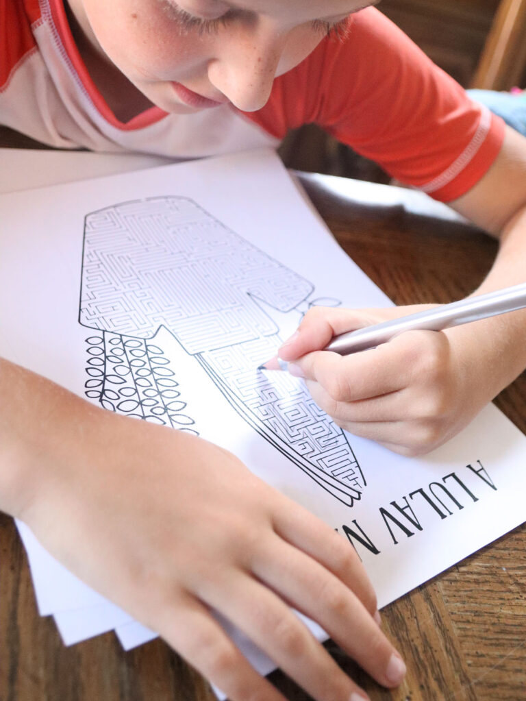 Sukkot Mazes - with a free printable - Jewish Moms & Crafters