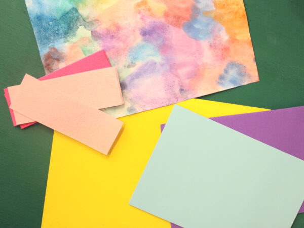 Sukkot Paper Chains - 5 Ideas for Waterproof Decorations - Jewish Moms ...