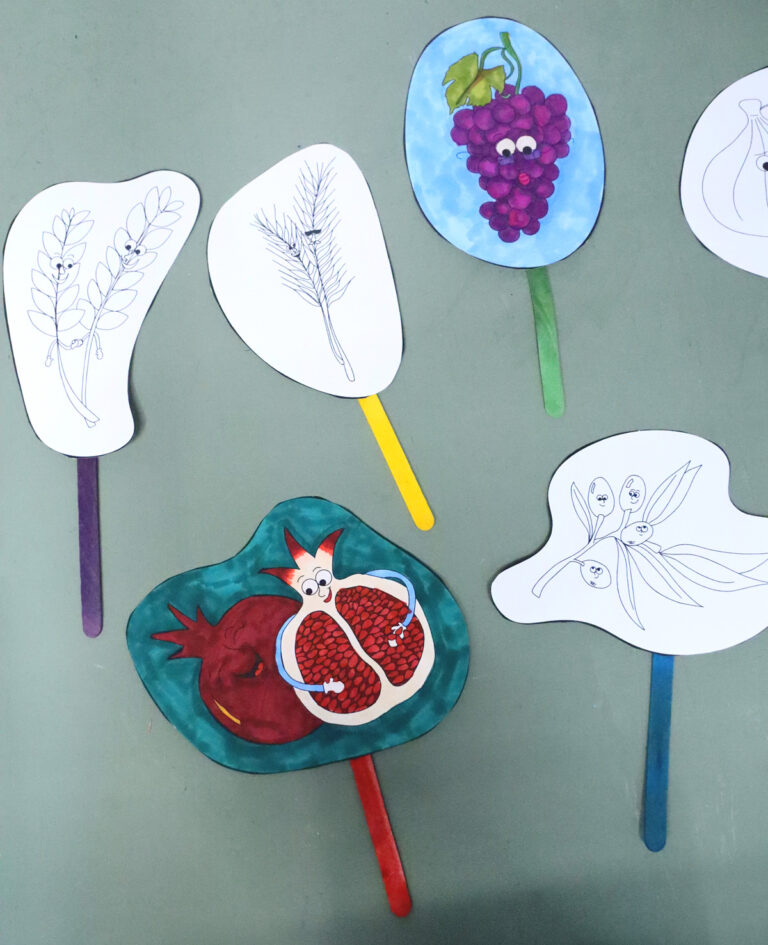 Shivat Haminim Puppets Craft (Perfect for Tu B'Shvat) - Jewish Moms ...